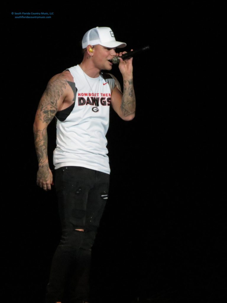 Music Video: “Lose It” by Kane Brown | Hometown Country Music