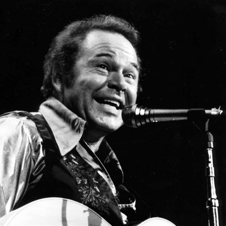 Roy Clark | Hometown Country Music