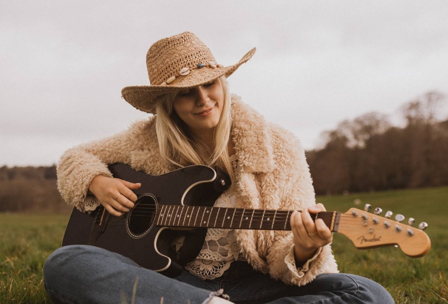 Interview with Ellie Marie | Hometown Country Music